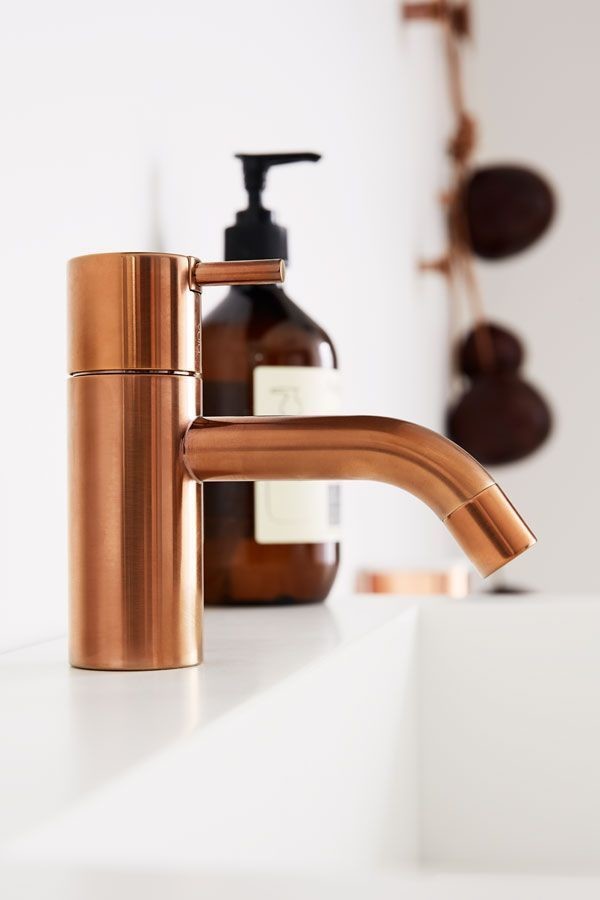 Inspiring you with on-trend copper in the bathroom