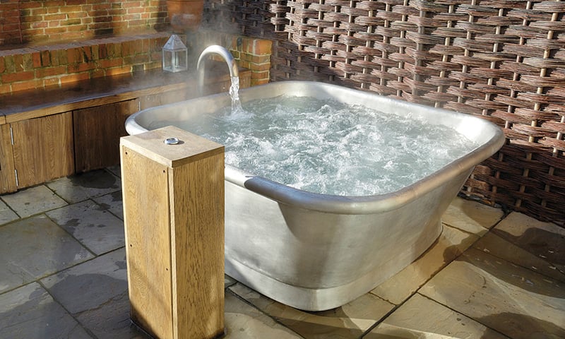 Our 5 favourite roll top baths